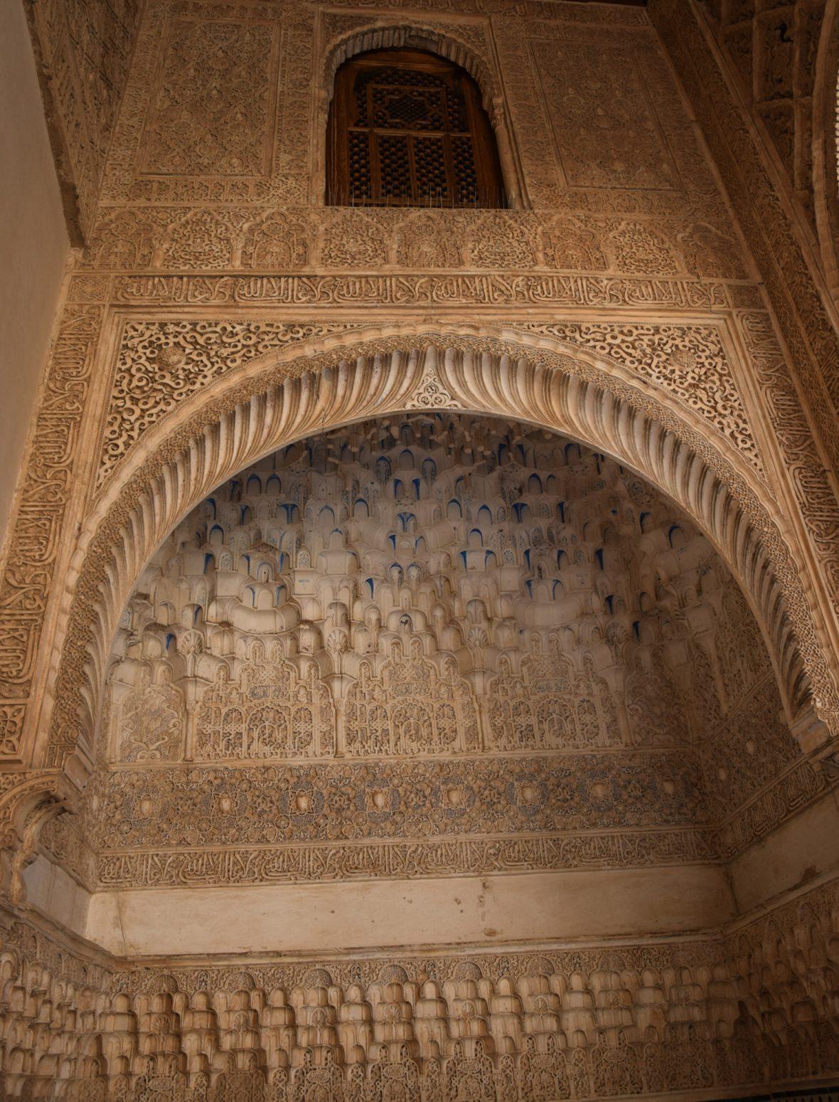 Alhambra: This Is What You Need To Know About This Gem - The Elegant ...