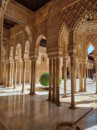 Alhambra: This Is What You Need To Know About This Gem - The Elegant ...